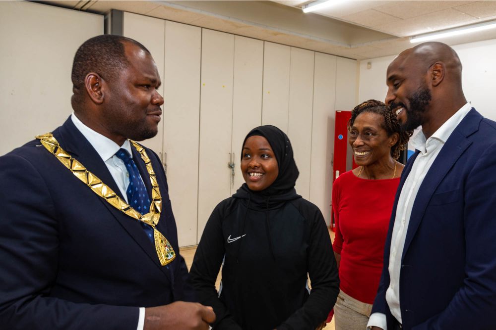 Jason Roberts Foundation Ex- Footballers with Brent Mayor eyeSam (32 ...